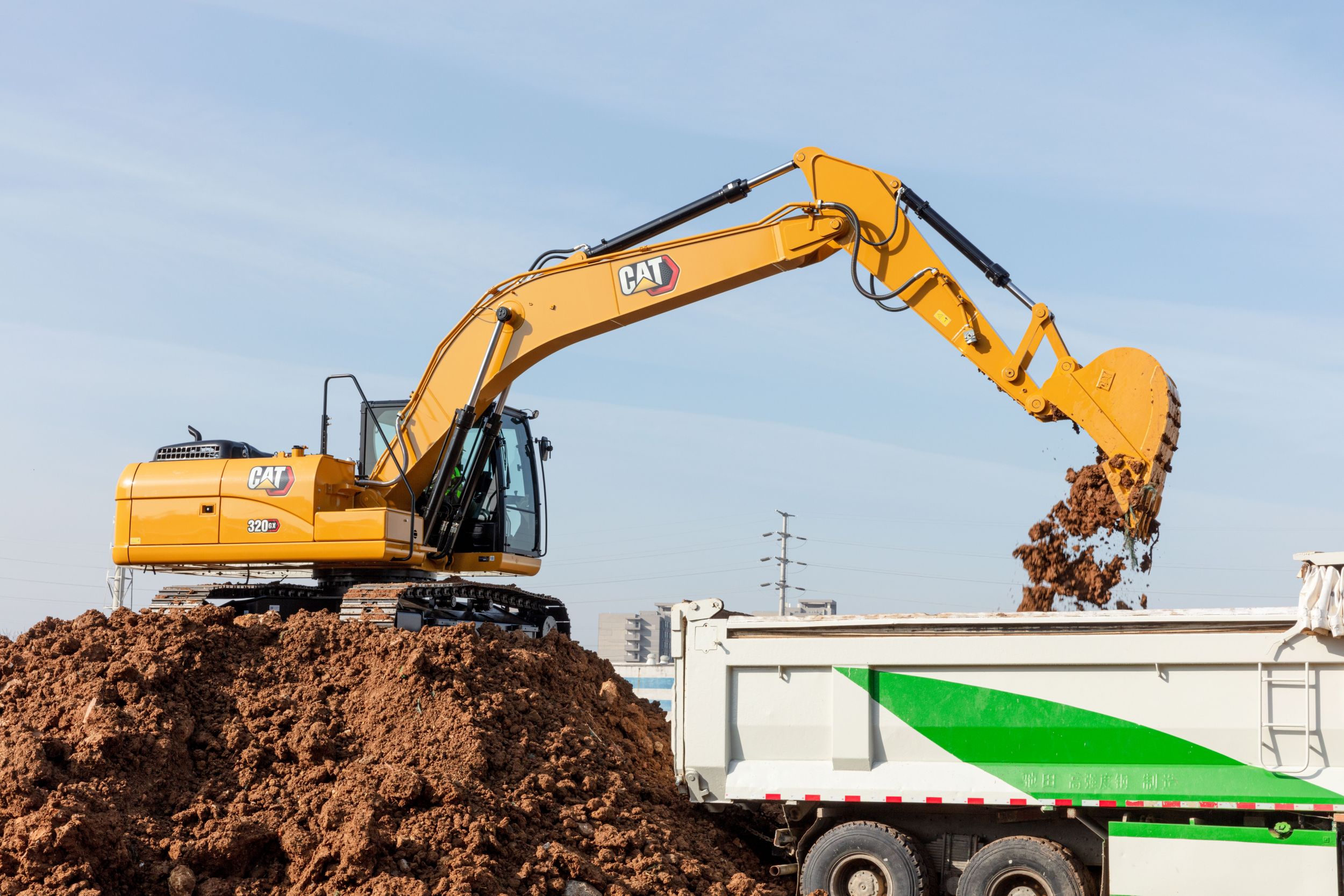 320 GX - Excavators | Metro Group (Cambodia) Co., Ltd.